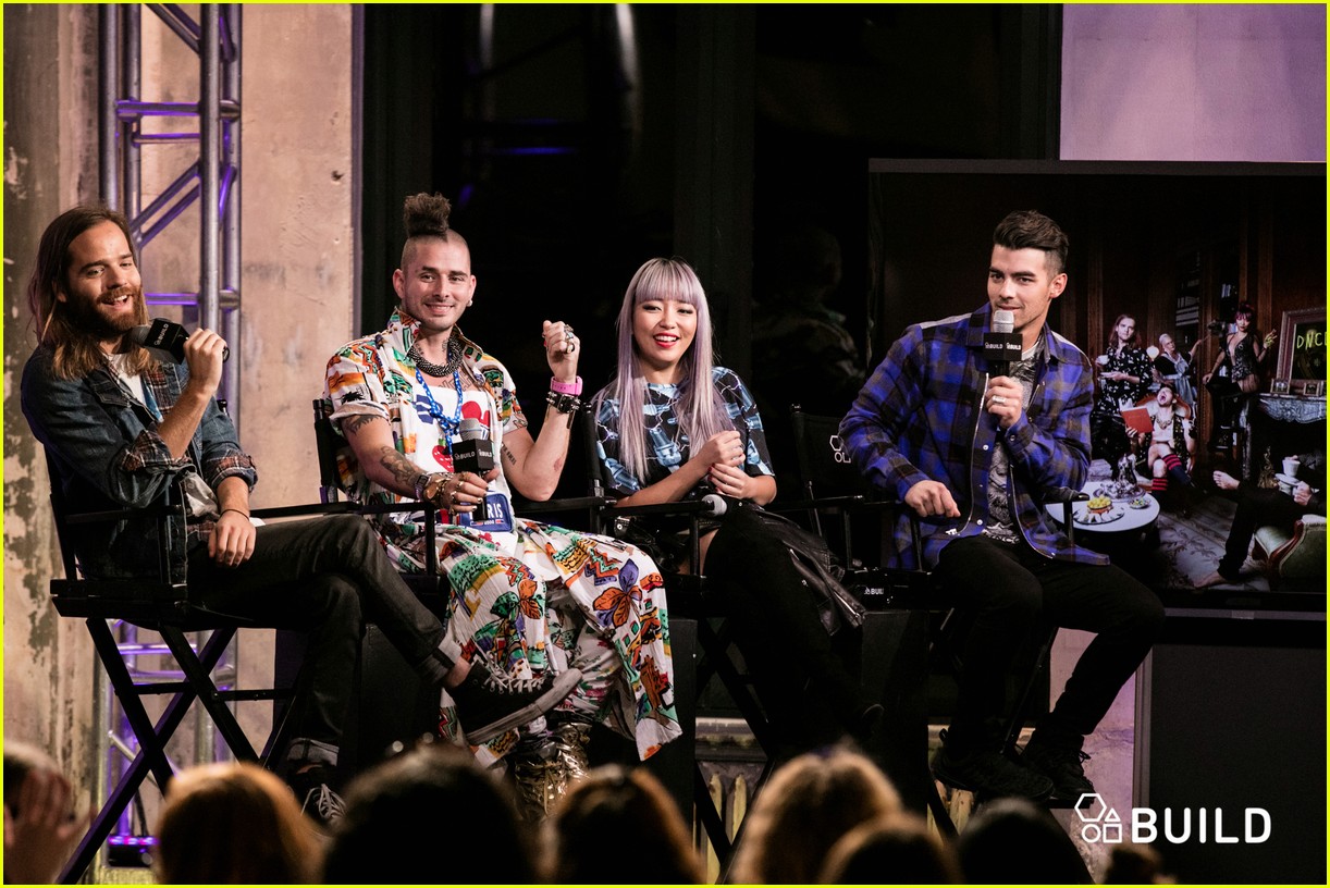 DNCE's JinJoo Lee Was Jealous Joe Jonas Kissed A Model In 'Toothbrush ...