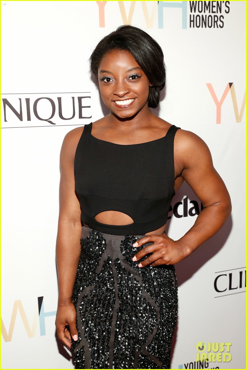 Victoria Justice Has a Mini 'Rocky Horror' Reunion at Young Women's ...