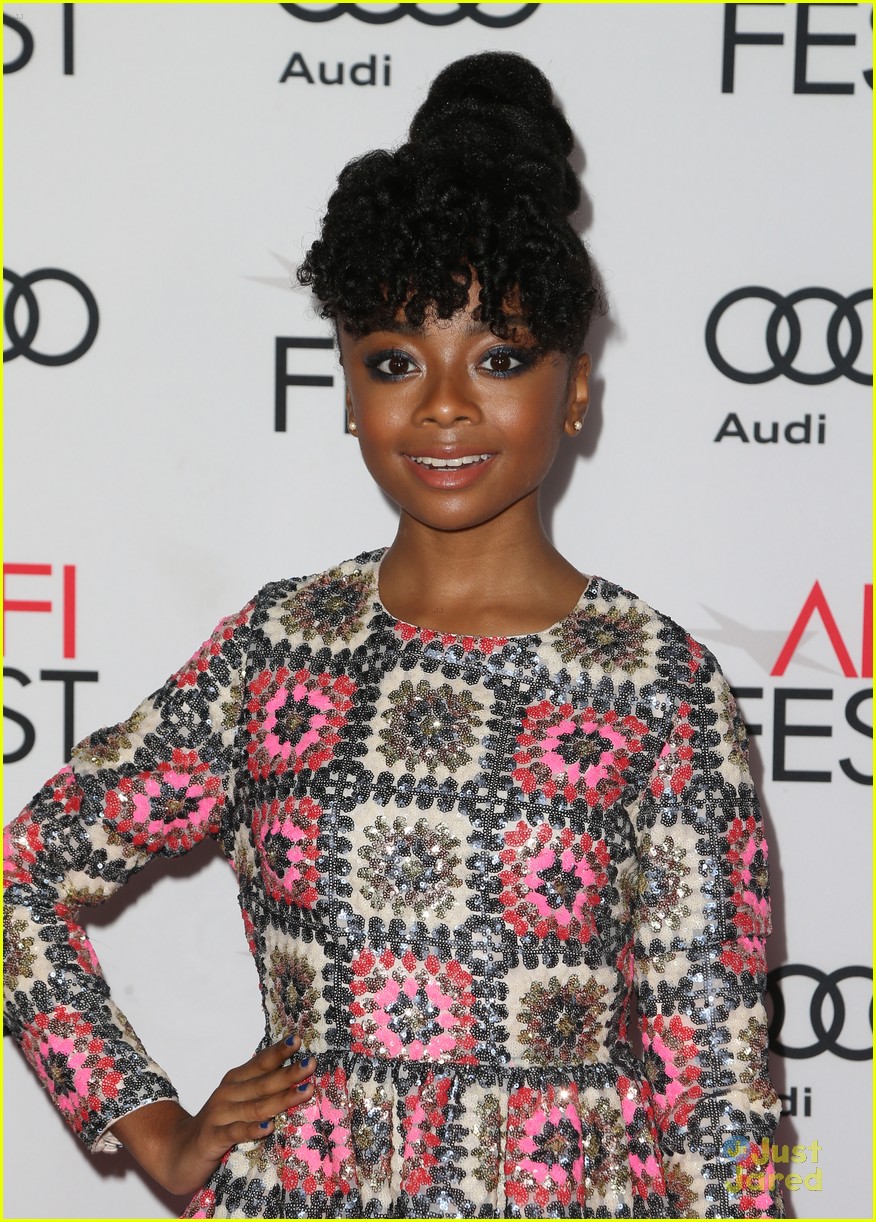 Skai Jackson's Go-To Fall Style Can Def Be For Spring, Summer or Winter ...