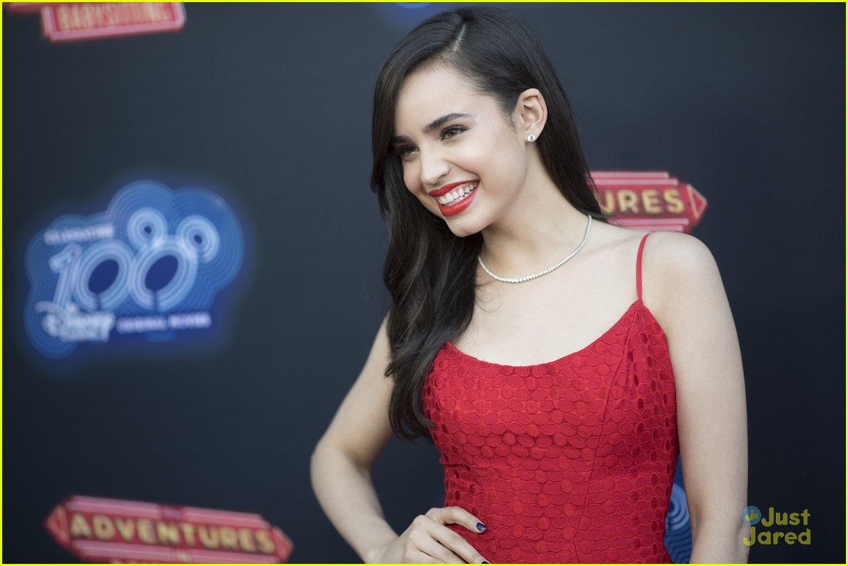 Sofia Carson Picks Sabrina Carpenter as 'Cinderella Story' Successor ...
