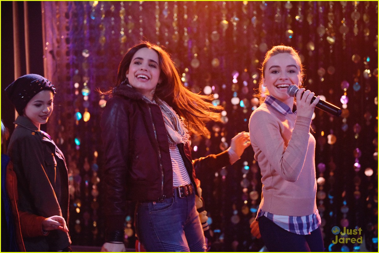 Sofia Carson Picks Sabrina Carpenter as 'Cinderella Story' Successor ...