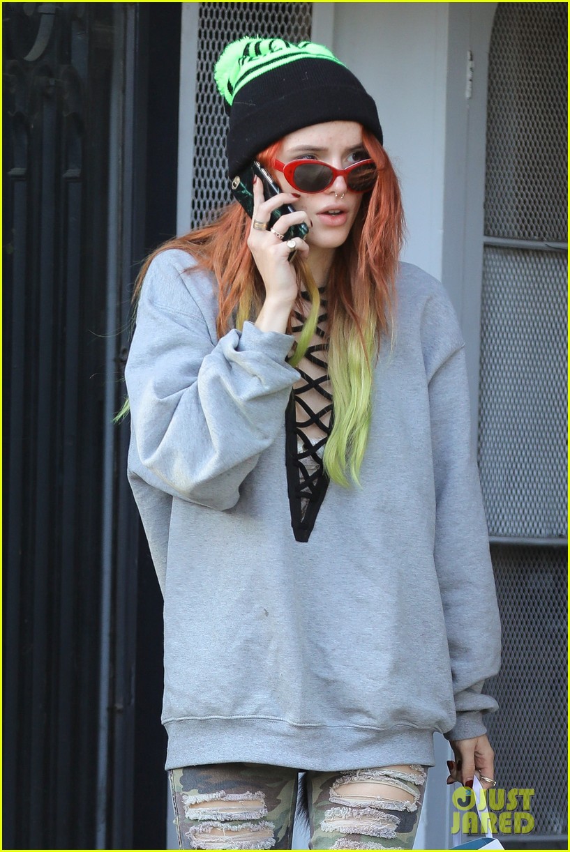 Bella Thorne Gives Her Fans a Thanksgiving Shout Out | Photo 1053021 ...