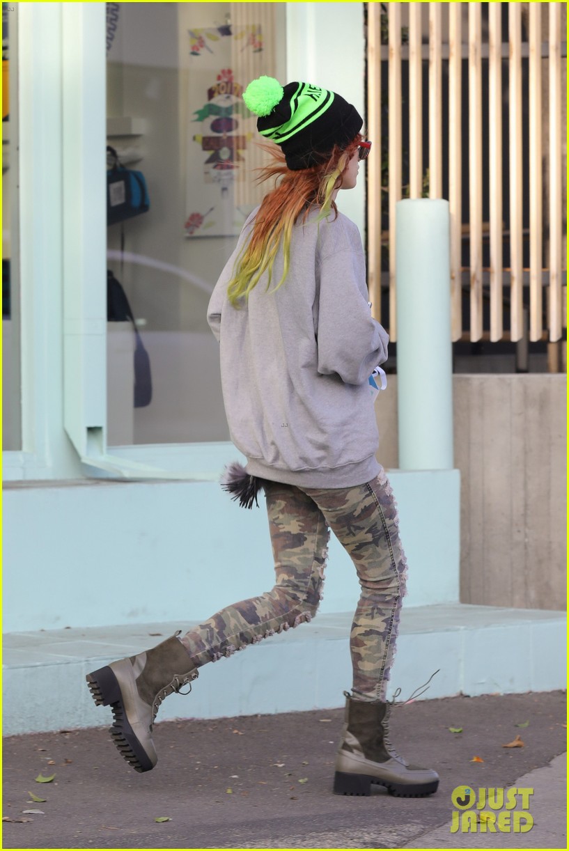 Bella Thorne Gives Her Fans a Thanksgiving Shout Out | Photo 1053033 ...