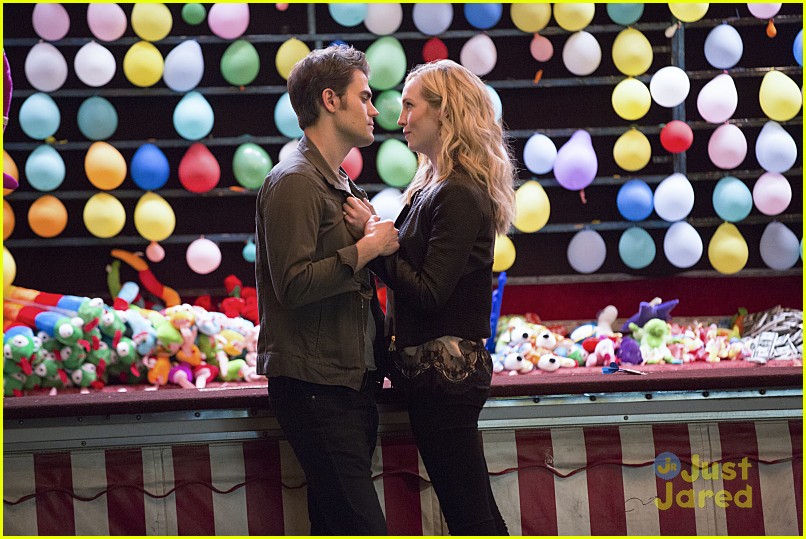 Steroline Have Cute Date on 'Vampire Diaries' Tonight! | Photo 1051307 ...