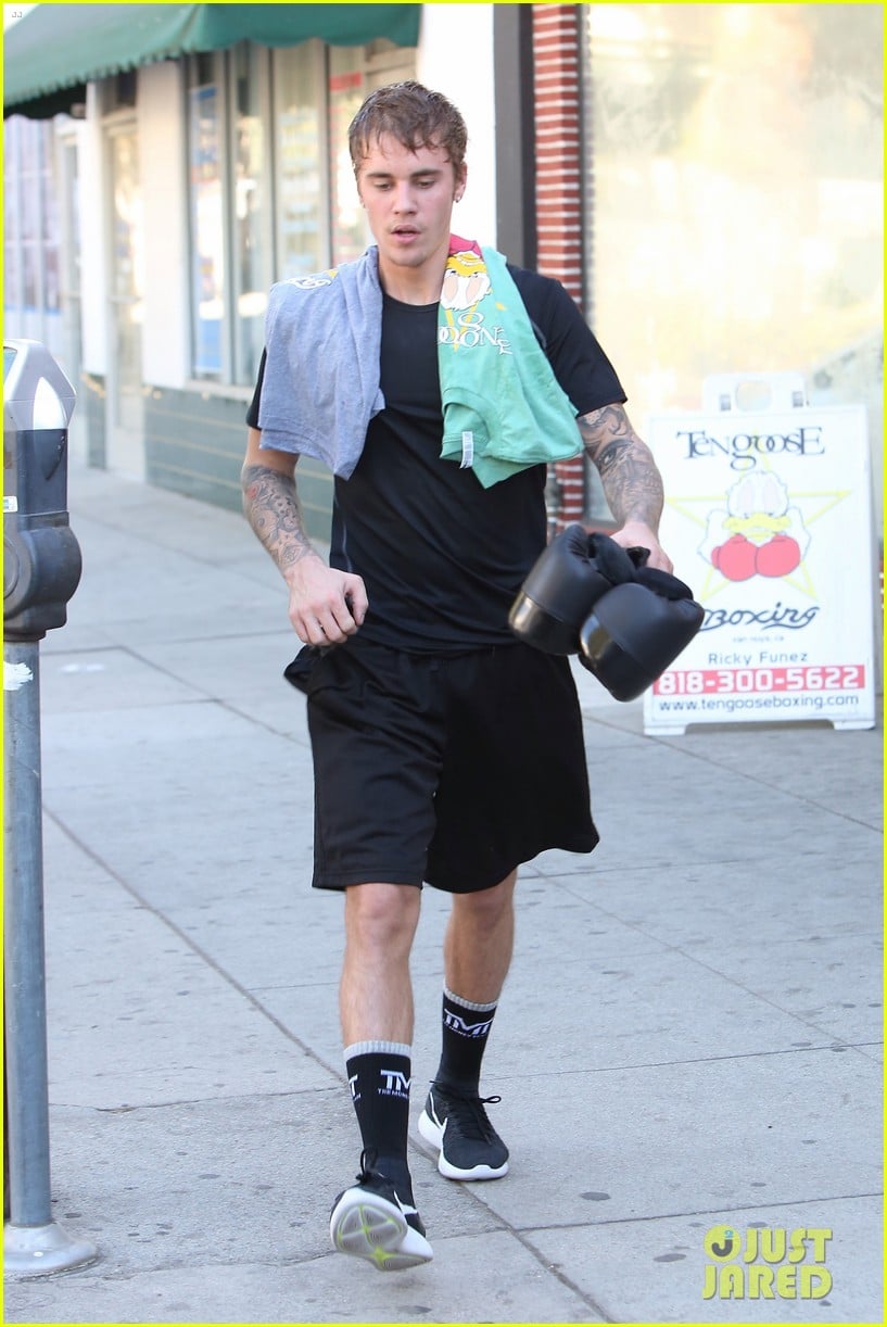 Full Sized Photo of justin bieber drenched with sweat after boxing ...