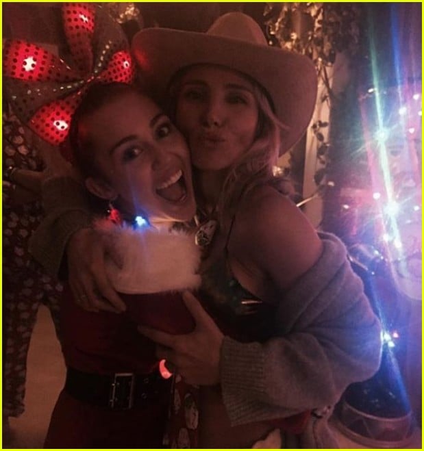 Miley Cyrus Is Sad During Christmas: 'Call Me the Grinch' | Photo ...