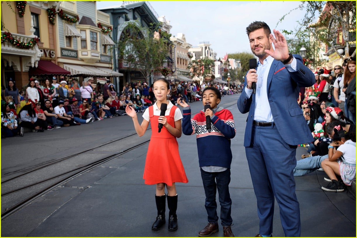 Full Sized Photo of jordan fisher performing disney christmas special ...