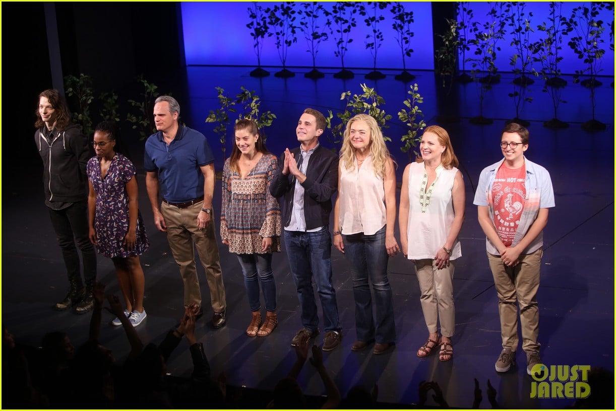 'Dear Evan Hansen' Cast Receives Celeb Support at Broadway Opening ...