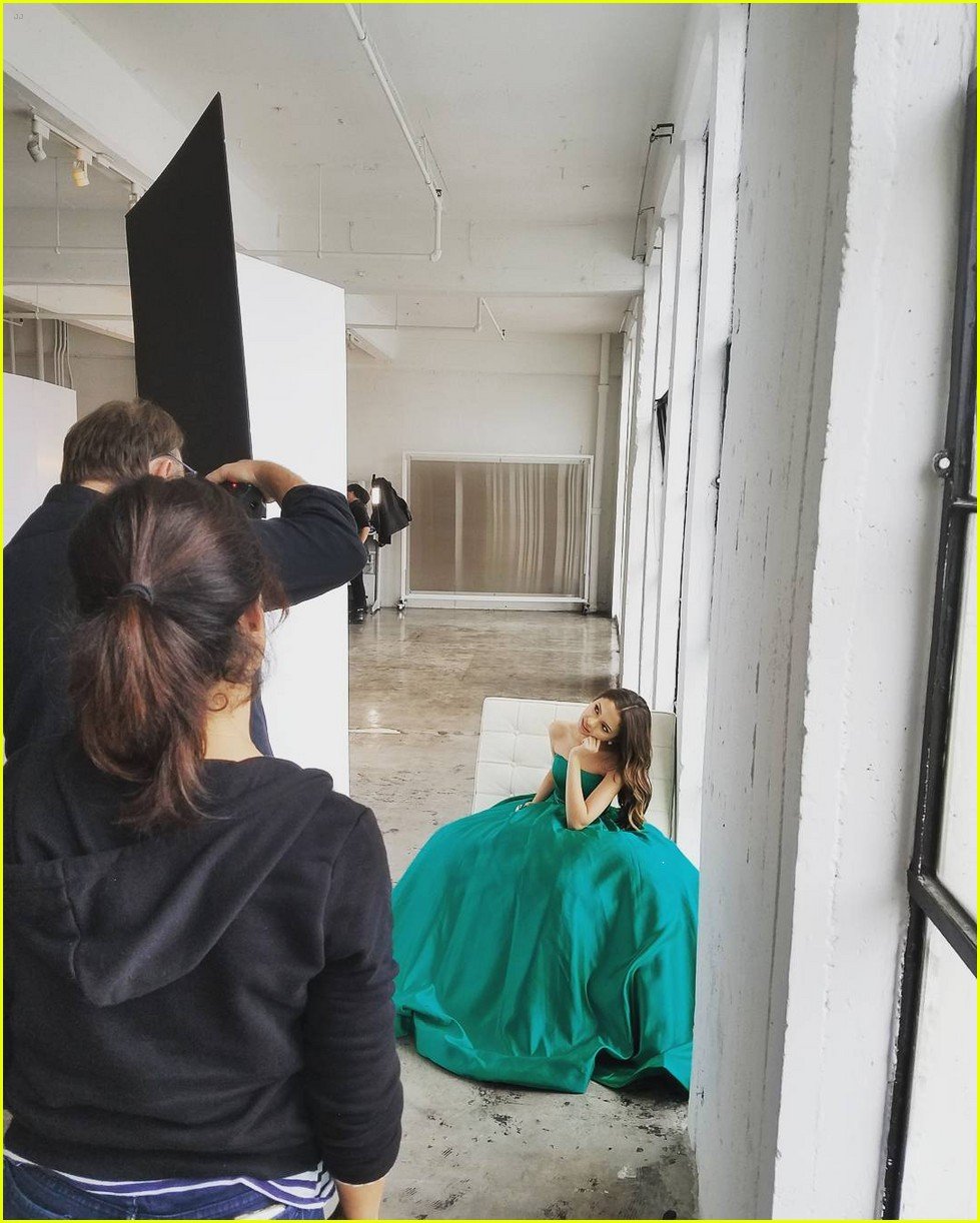 Nick Stars Brec Bassinger & Cree Cicchino Gear Up For Prom Season ...