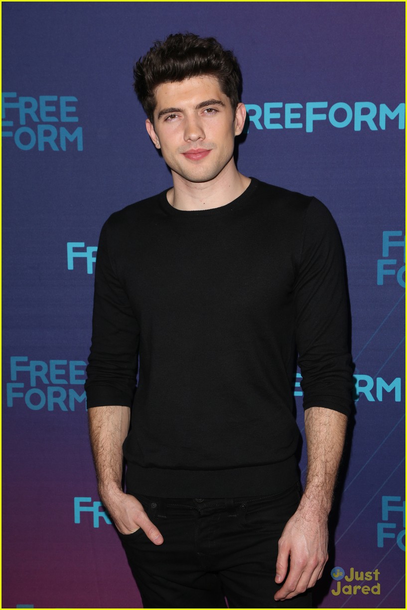 Beyond's Dilan Gwyn Is About To Be Your New Style Crush | Photo 1062502 ...