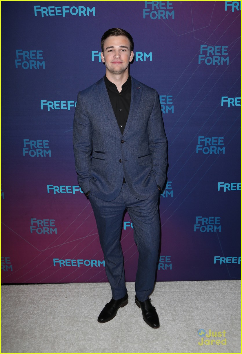 Beyond's Dilan Gwyn Is About To Be Your New Style Crush | Photo 1062508 ...