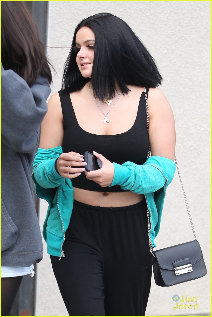 Modern Family's Ariel Winter Gets Chic New Haircut After Valentine's ...