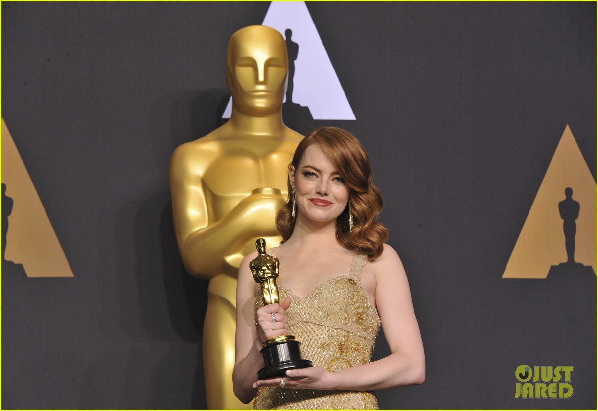 Emma Stone's Blue Ribbon Was a Seriously Important Message to the World ...