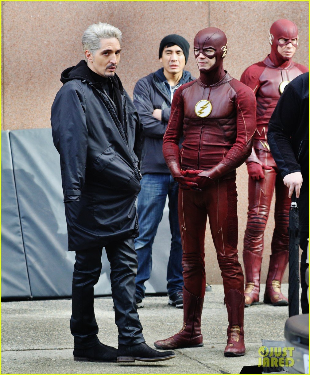 Grant Gustin & Tom Felton Are Good Guys on the Set of 'The Flash ...