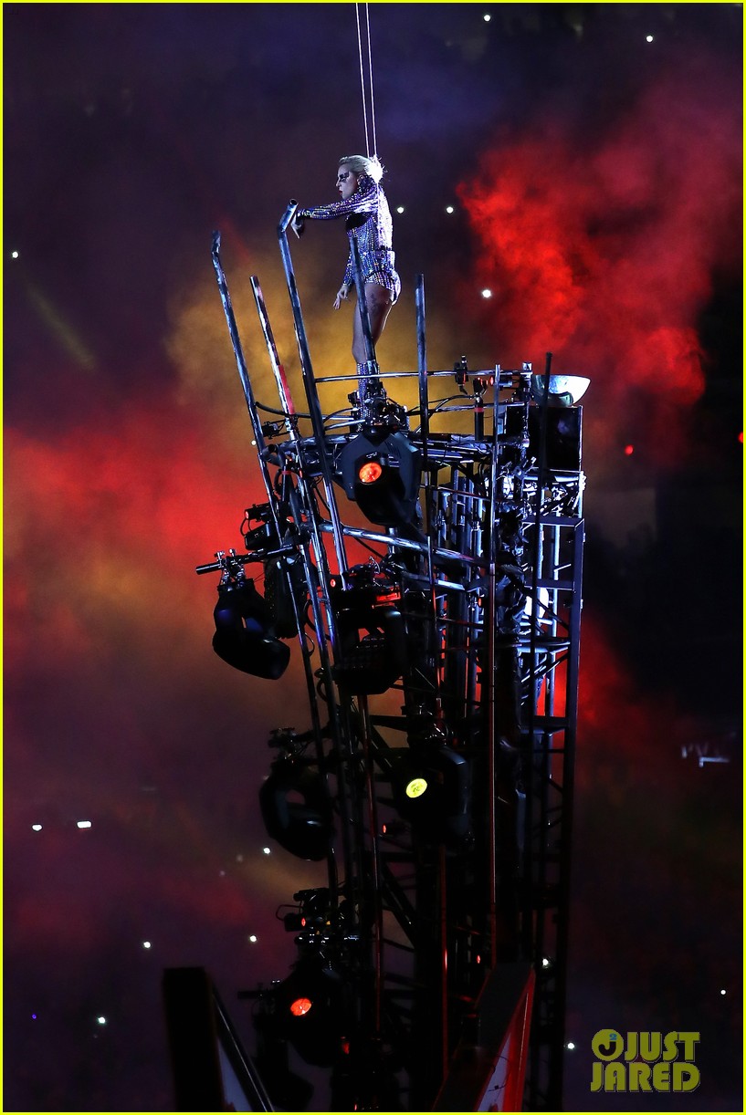 Lady Gaga's Halftime Show from Super Bowl 2017 Was So Epic! | Photo ...