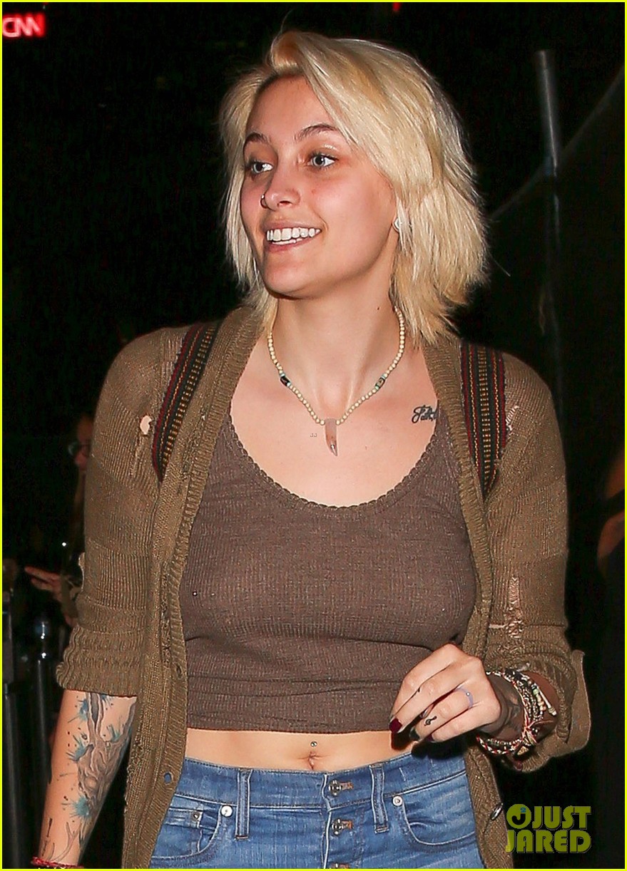 Paris Jackson Has 'Good Vibes' at Cousin Austin Brown's Concert (Video ...