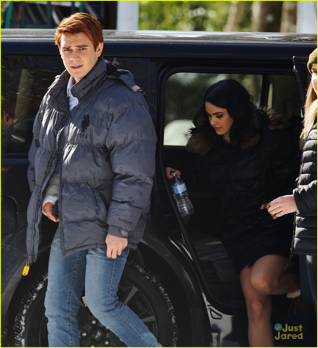 KJ Apa Sports Bandaged Hand While Filming 'Riverdale's Season Finale ...