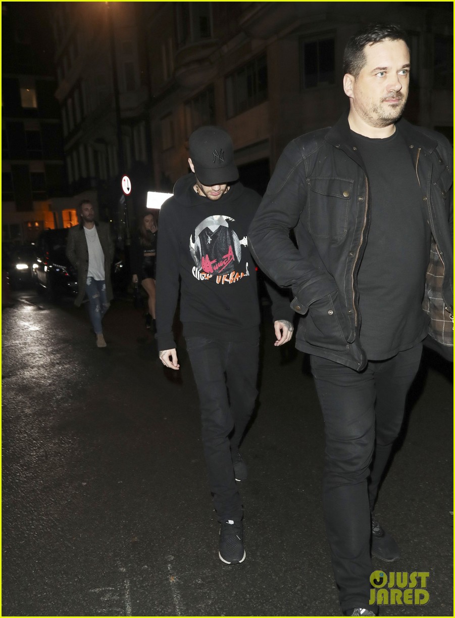 Liam Payne Buddies Up With Rapper Drake | Photo 1069842 - Photo Gallery ...