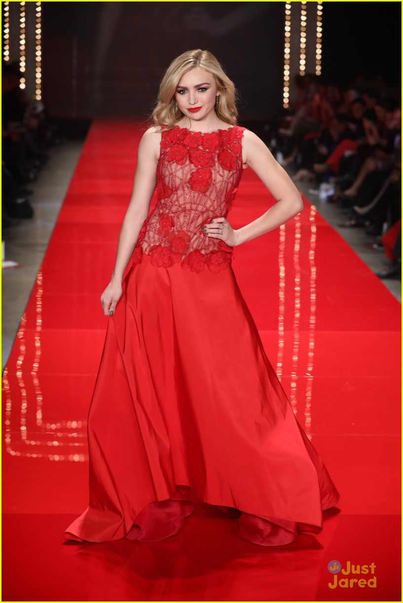 Peyton List Amazes On Runway For American Heart Association's Go Red ...