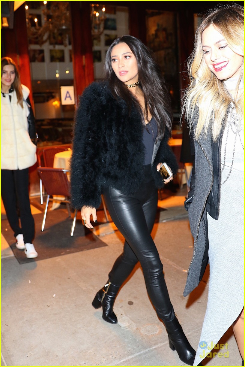 Shay Mitchell & Boyfriend Matte Babel Dine Out in NYC With Friends ...