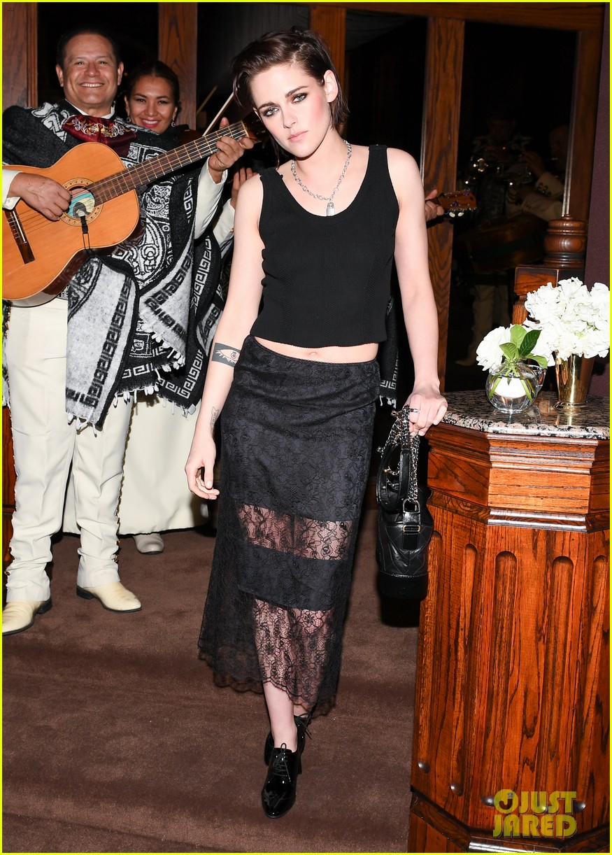 Kristen Stewart & Phoebe Tonkin Glam Up for Chanel's Pre-Oscar Event ...