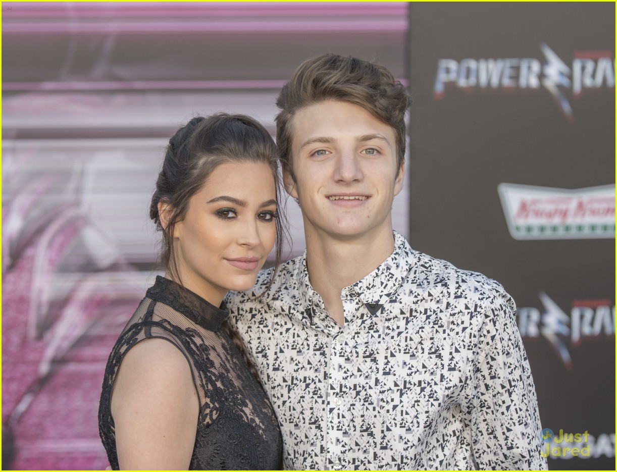 Chloe Lukasiak Might Be a Fan of The Green Ranger | Photo 1077235 ...