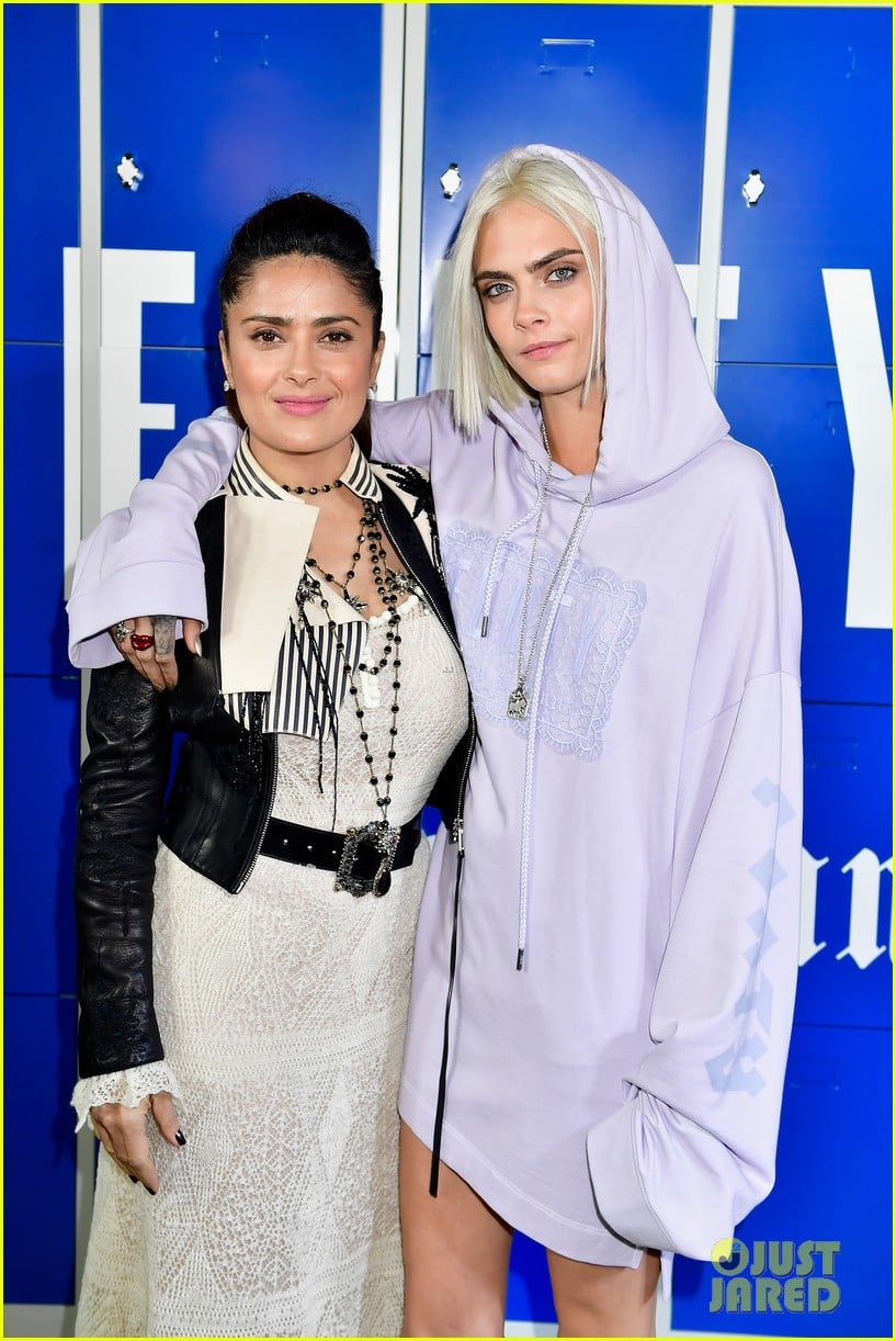 Cara Delevingne, Nick & Joe Jonas Step Out For Rihanna's 'Fenty x Puma ...