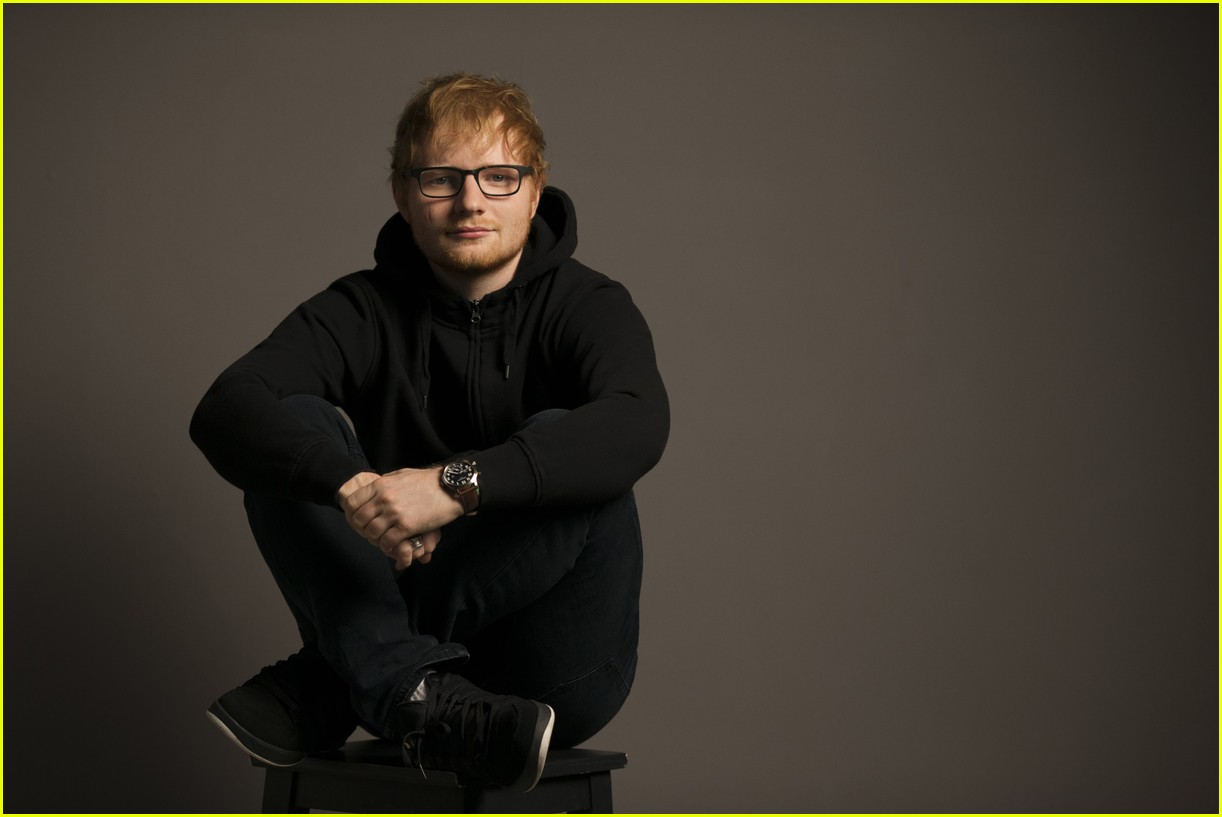 Ed Sheeran Fans Can't Stop Crying Over 'Supermarket Flowers' | Photo ...