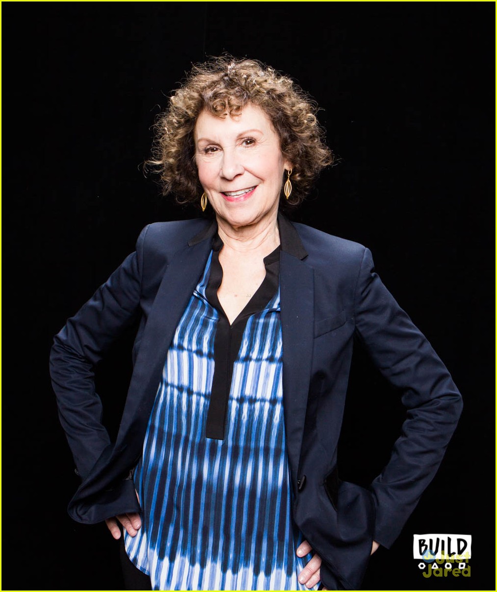 Eva Gutowski's New YouTube Red Series Features All Your Fave Social ...