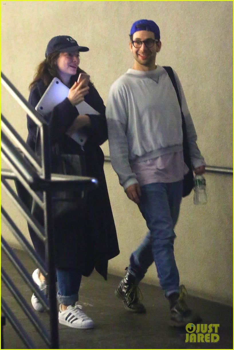 Lorde & Jack Antonoff Hang Out After 'SNL' Performance | Photo 1075969 ...