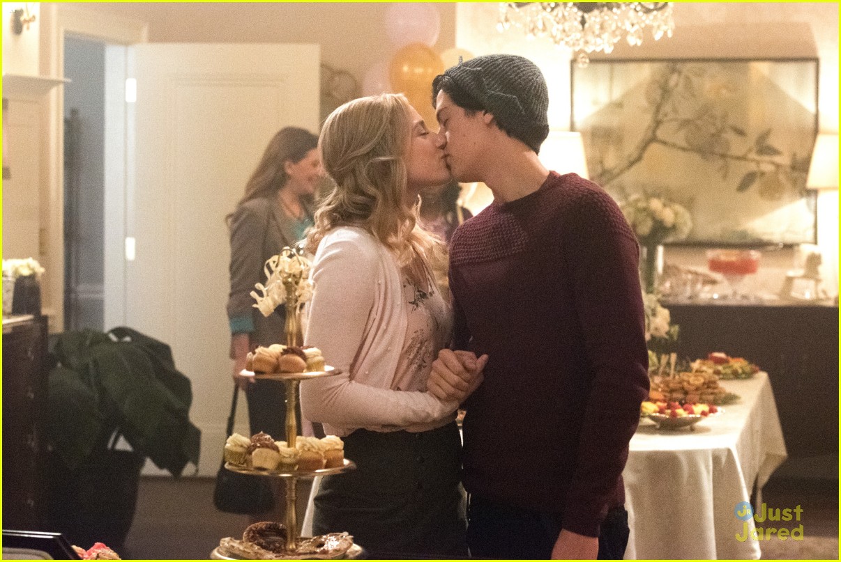 Cole Sprouse And Lili Reinhart Open Up About Why Bughead Works On