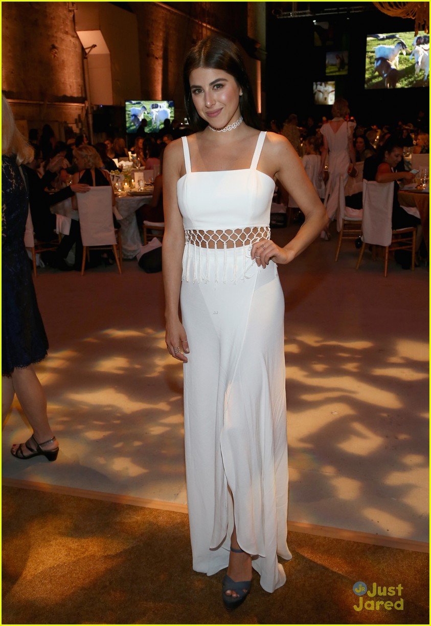 Full Sized Photo of grimmie family rachel platten daniella monet humane ...