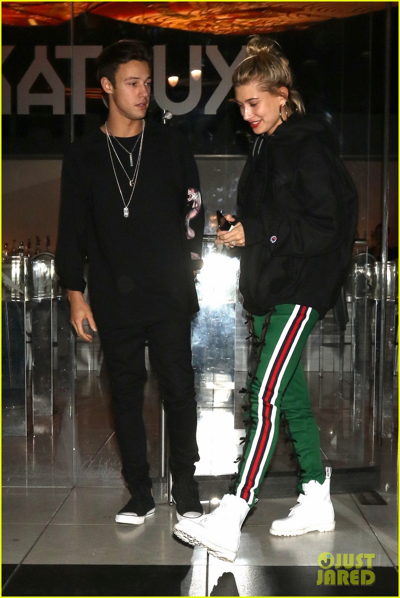 Cameron Dallas & Hailey Baldwin Keep Busy in LA | Photo 1083349 - Photo ...