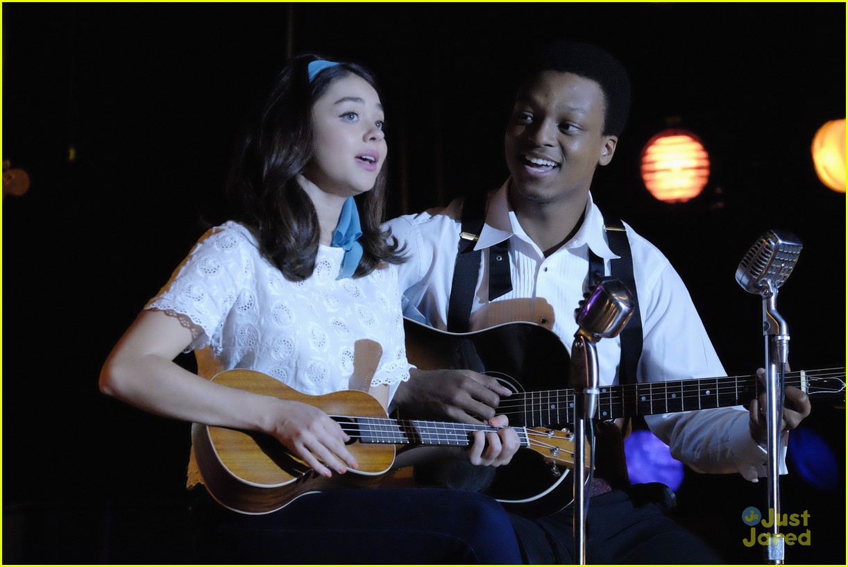 Sarah Hyland Becomes Lisa Houseman in New 'Dirty Dancing' Pics | Photo ...