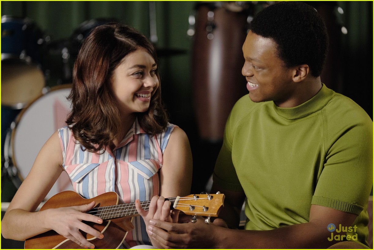 Sarah Hyland Becomes Lisa Houseman in New 'Dirty Dancing' Pics | Photo ...