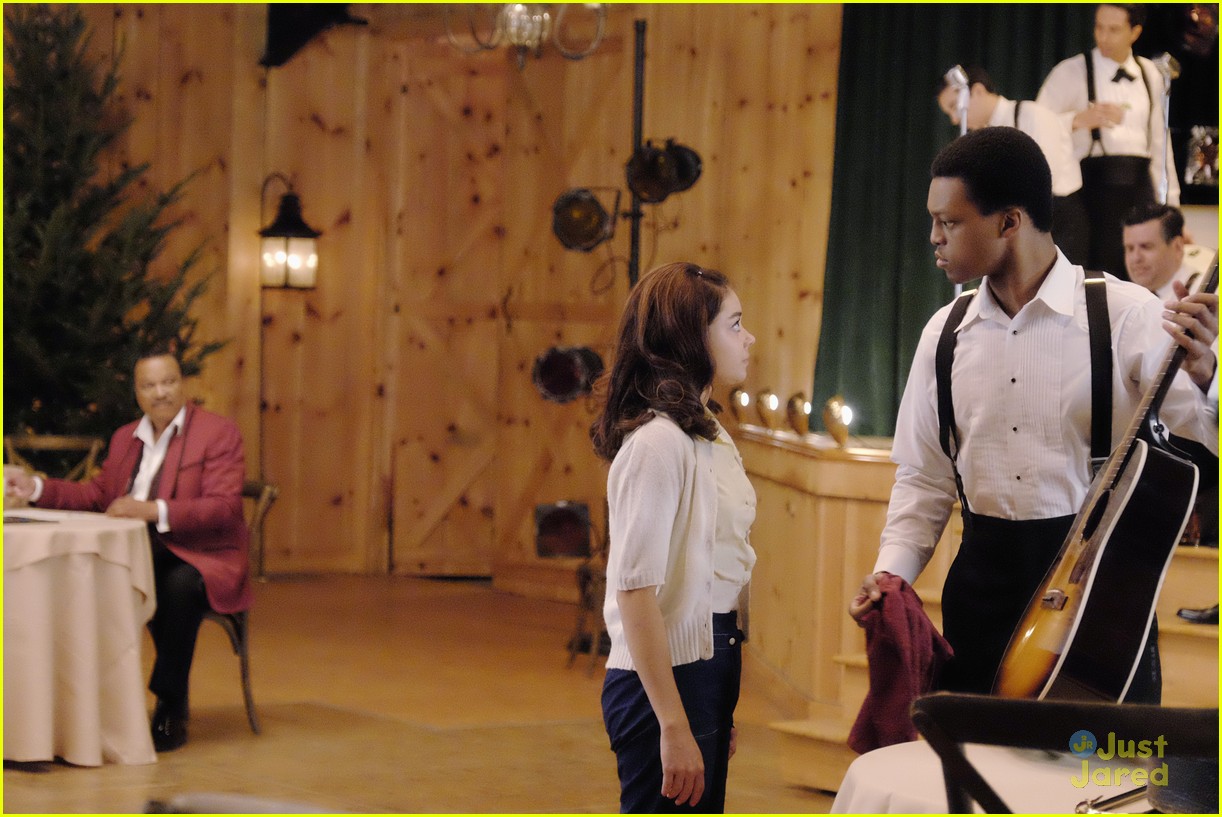 Full Sized Photo of sarah hyland lisa dirty dancing pics 17 | Sarah Hyland Becomes Lisa Houseman ...