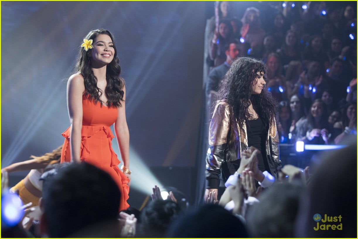 Auli'i Cravalho, Jordan Fisher & Alessia Cara Team Up For 'Moana ...