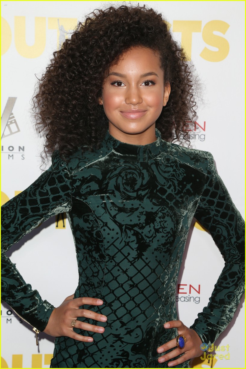 Victoria Justice & Avan Jogia Premiere Their New Film 'The Outcasts' in ...