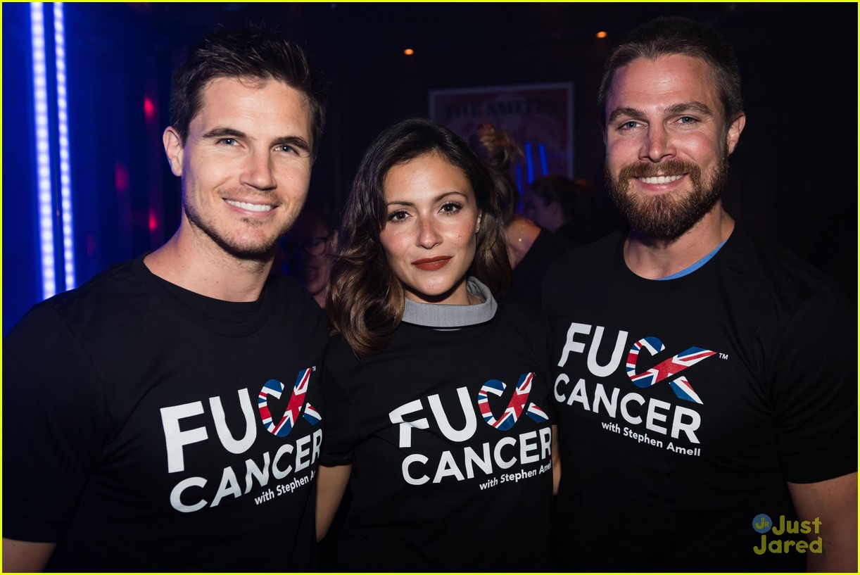 Italia Ricci, Robbie & Stephen Amell Host First F Cancer Event in ...