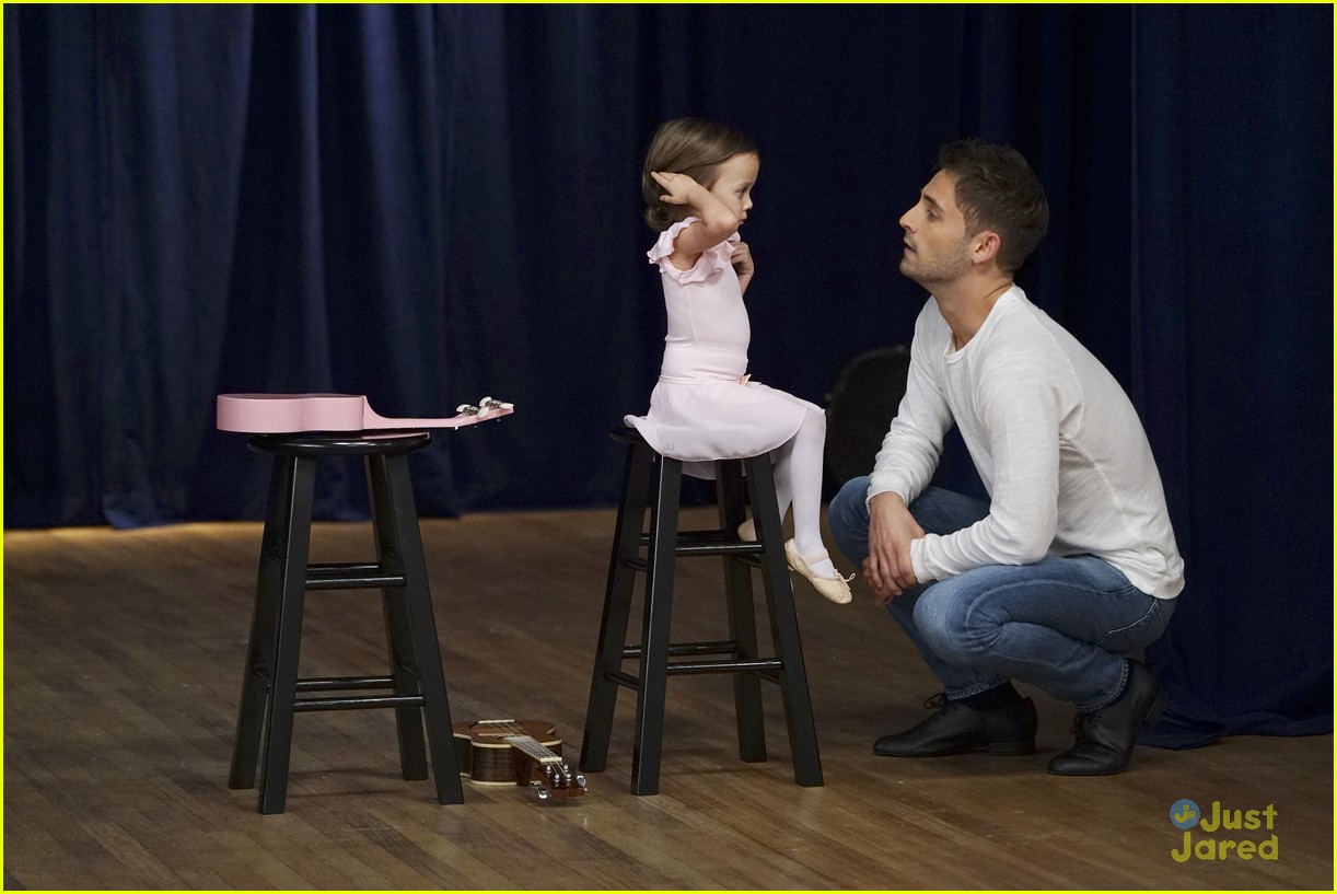 Ben Sings With Emma On The Final Episode of 'Baby Daddy' | Photo ...