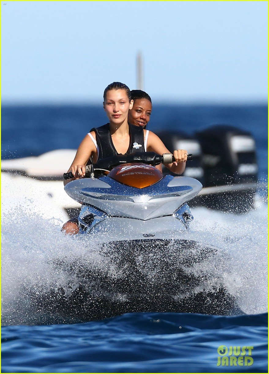 Bella Hadid Jumps Off a Yacht in Cannes | Photo 1089346 - Photo Gallery ...