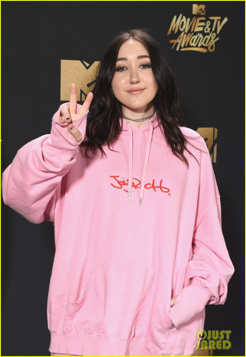 Noah Cyrus's 'Stay Together' Music Video is Out Now -- Watch Inside ...