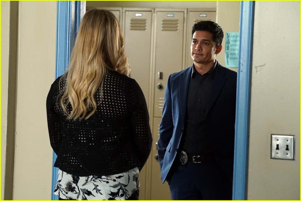 Full Sized Photo of pretty little liars power play photos 14 | Emison ...