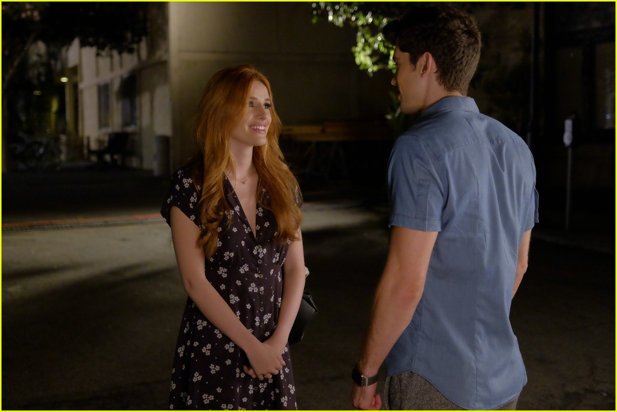 Rainer Asks Paige Out On Date On Tonight's 'Famous in Love' | Photo ...