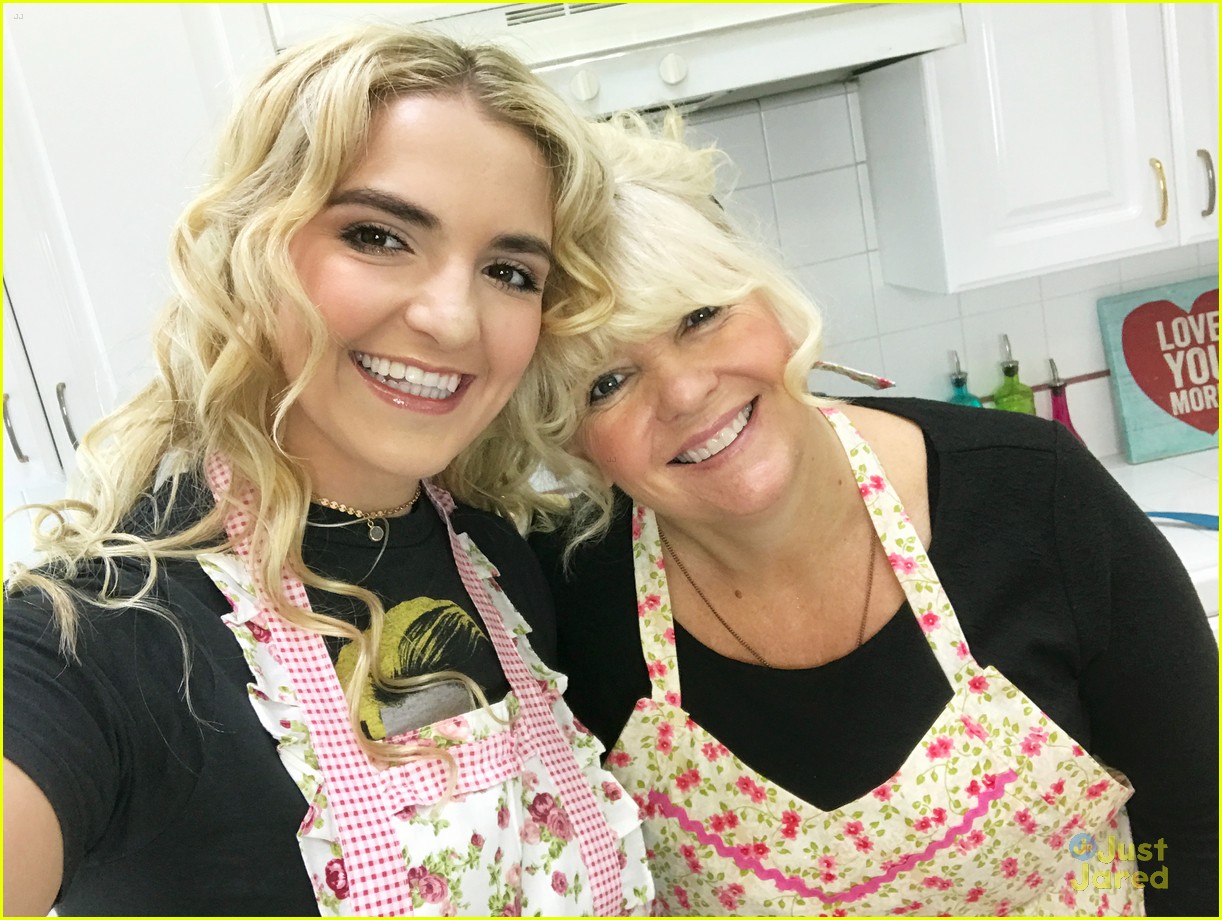 Exclusive: Rydel Lynch Writes Sweetest 'Letter to Mom' for JJJ's Mother ...