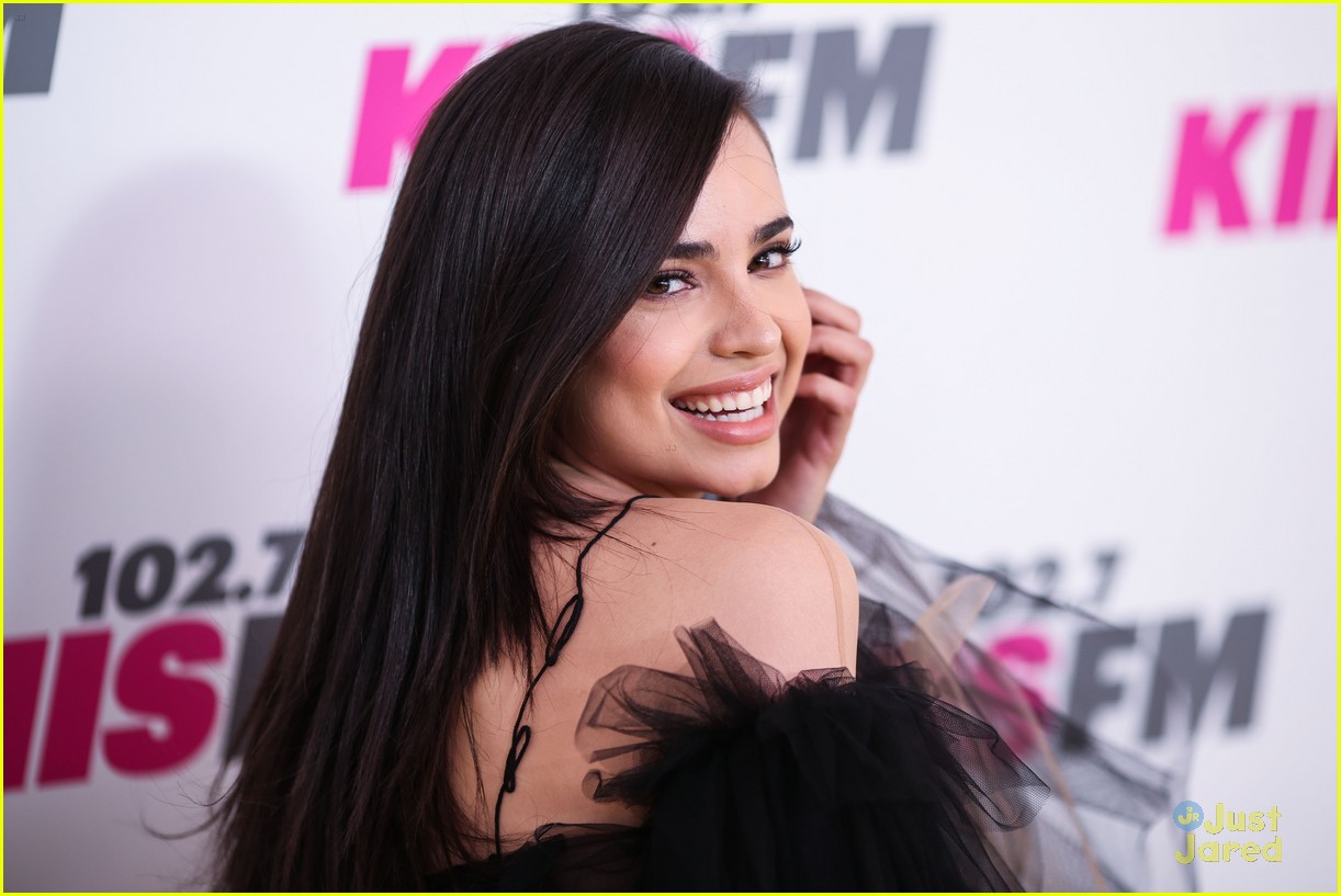 Sofia Carson's Tulle Sleeves Are All We Can See at Wango Tango 2017 ...