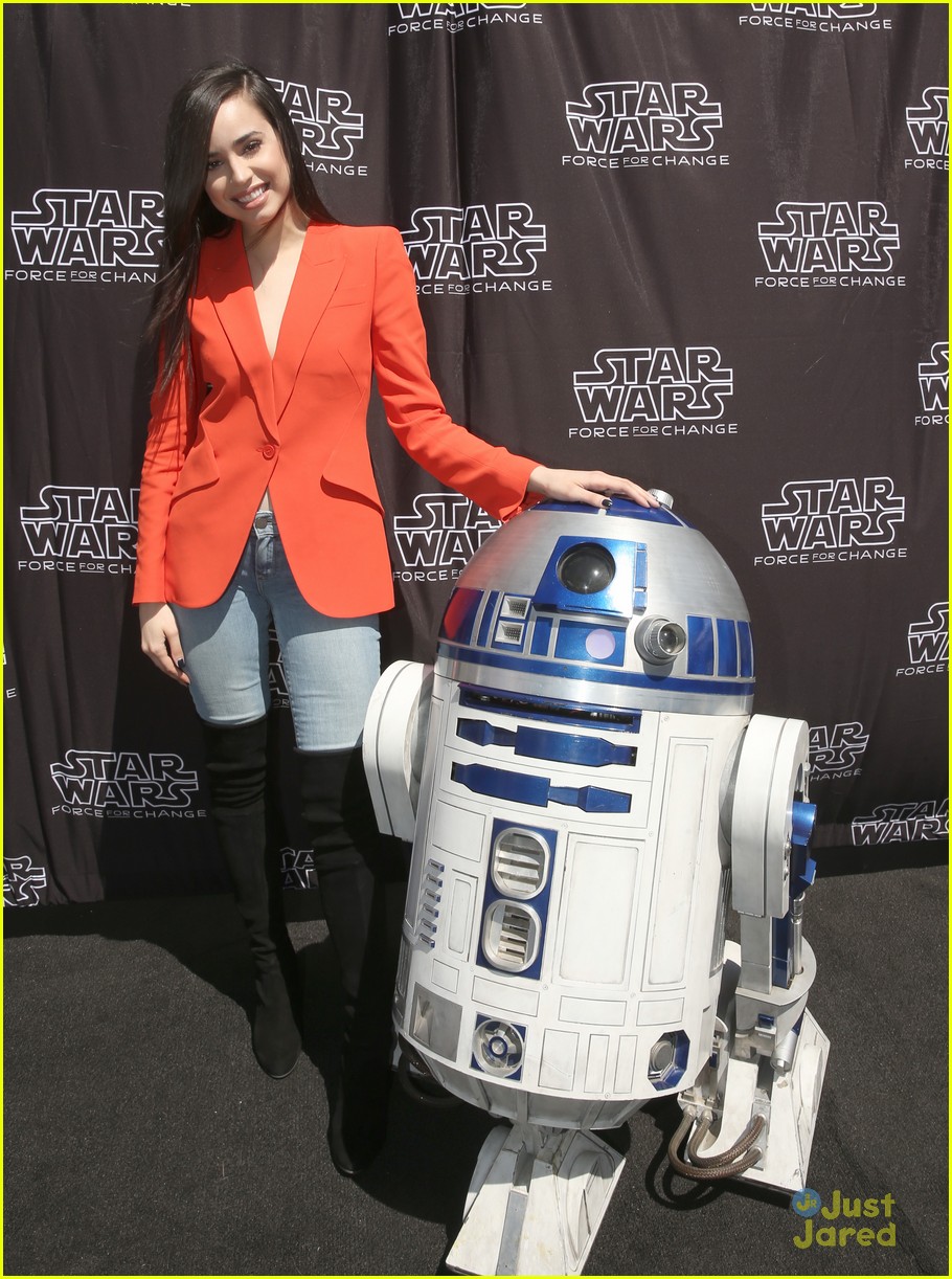 Sofia Carson's Tulle Sleeves Are All We Can See at Wango Tango 2017 ...