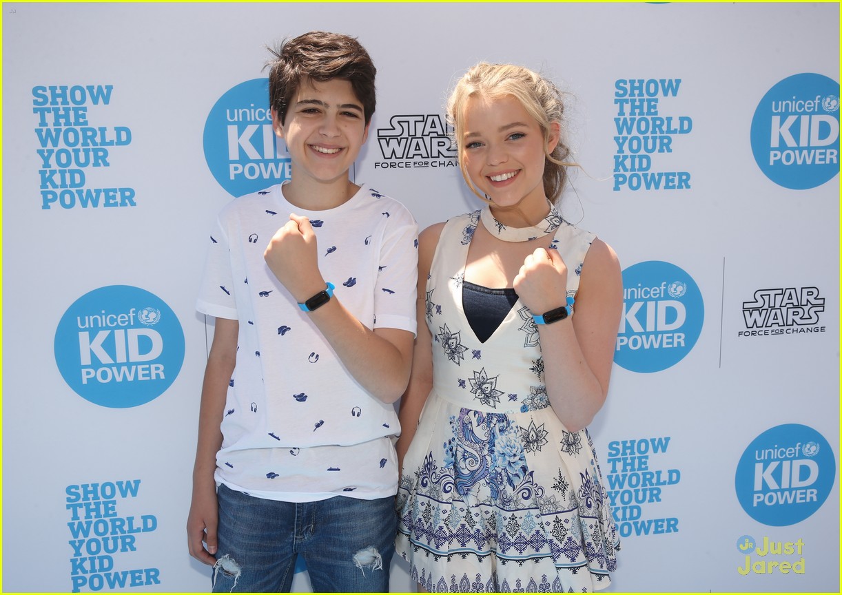 Sofia Carson's Tulle Sleeves Are All We Can See at Wango Tango 2017 ...