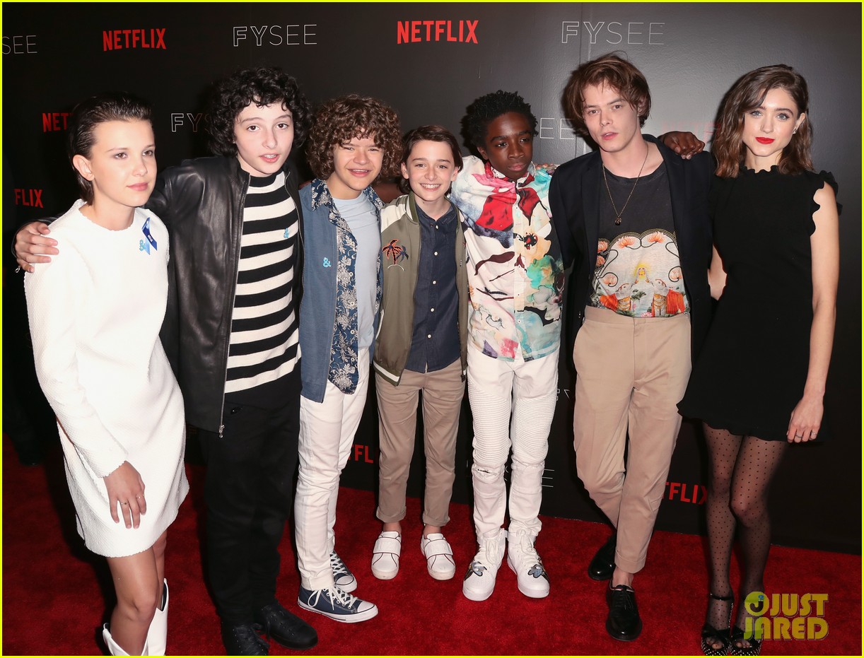 'Stranger Things' Cast Won Big at MTV Movie & TV Awards 2017! | Photo ...