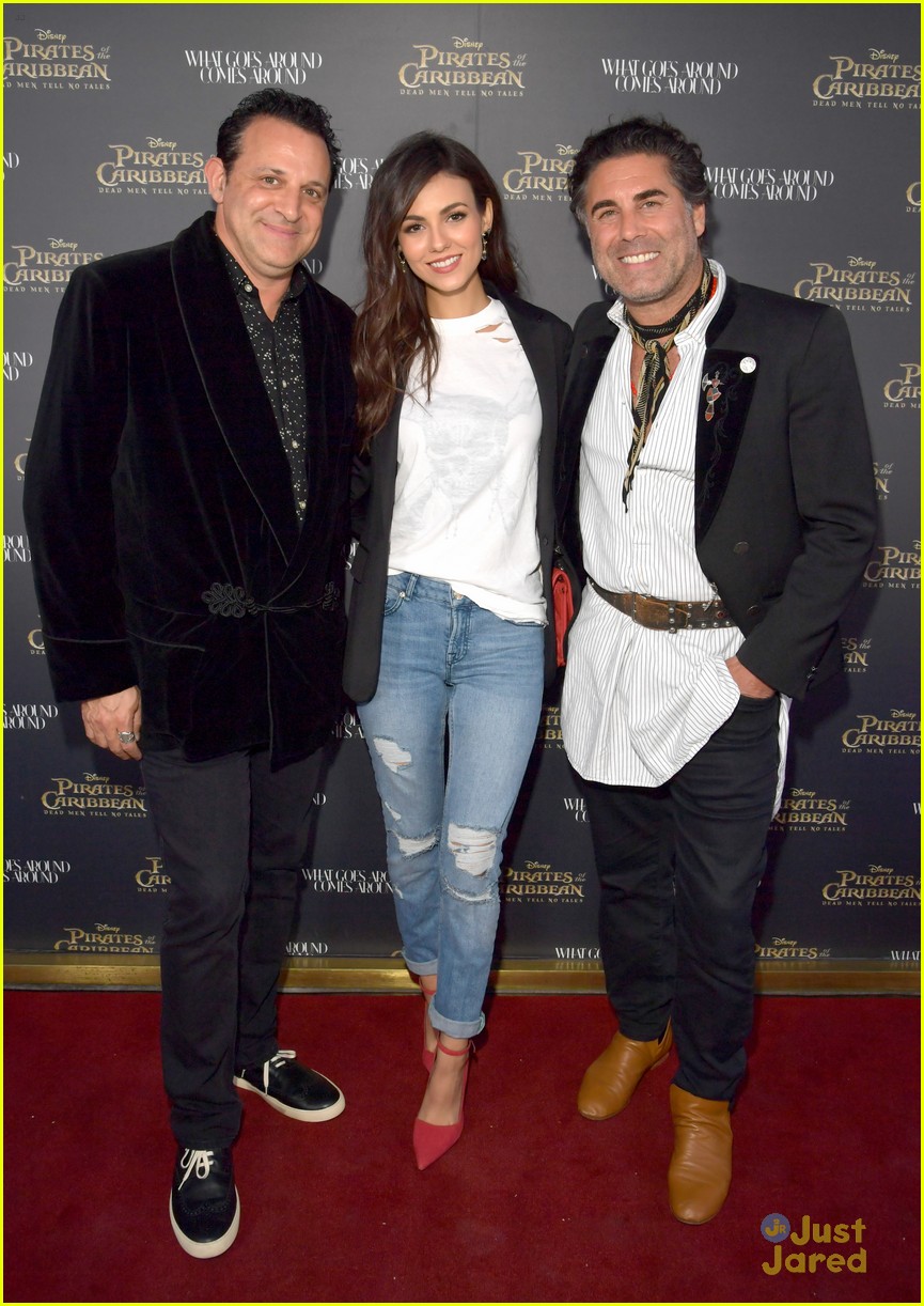 Victoria Justice Steps Out For 'Pirates of the Caribbean' Fashion Event ...